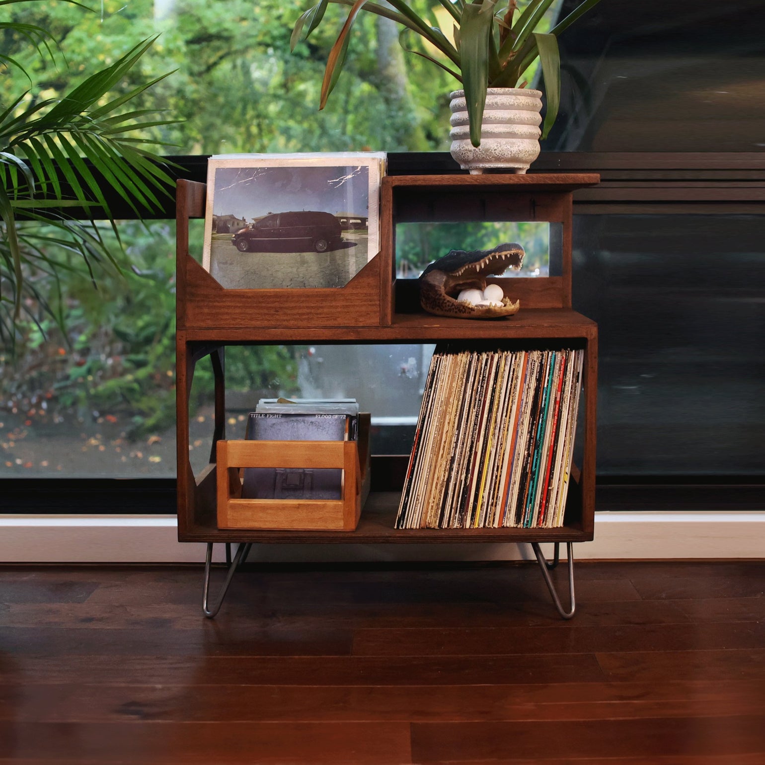 The Vinyl Storage End Table – WickerWoodWorks