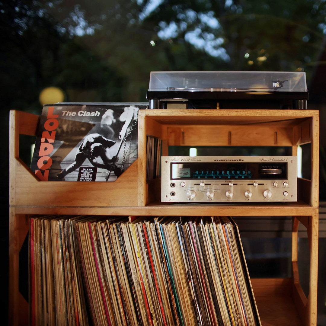 The Hamilton Turntable Station – WickerWoodWorks