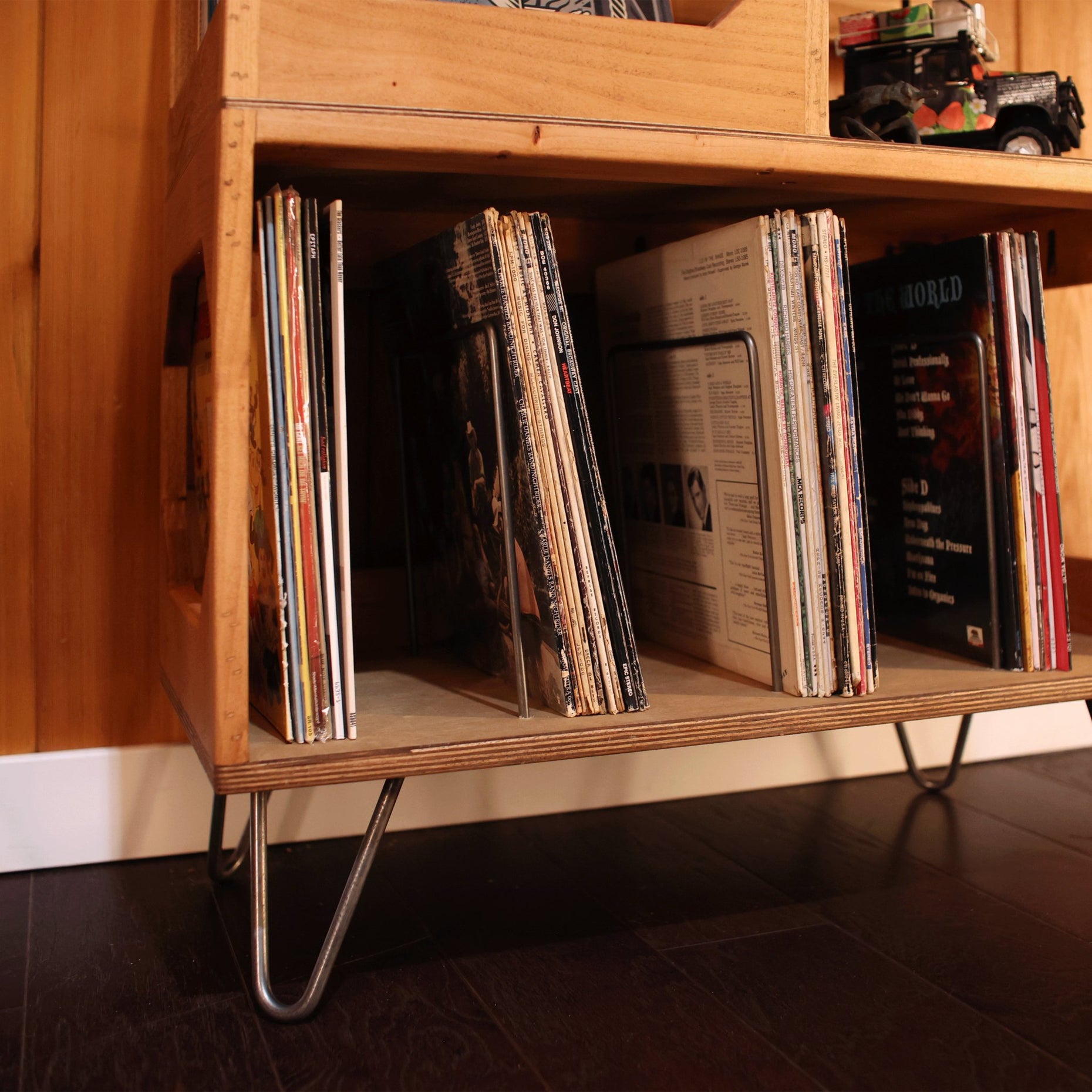 The Vinyl Storage End Table – WickerWoodWorks